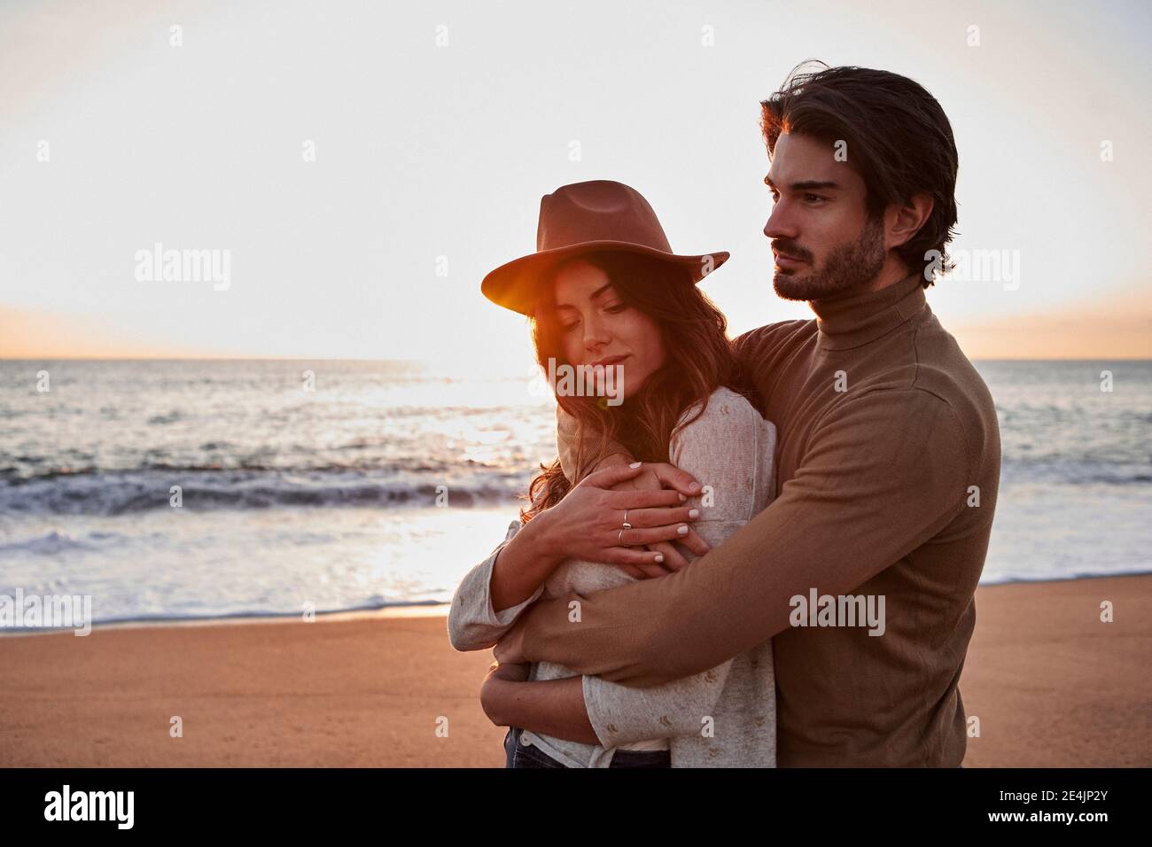 Hispanic man from behind hi-res stock photography and images - Alamy