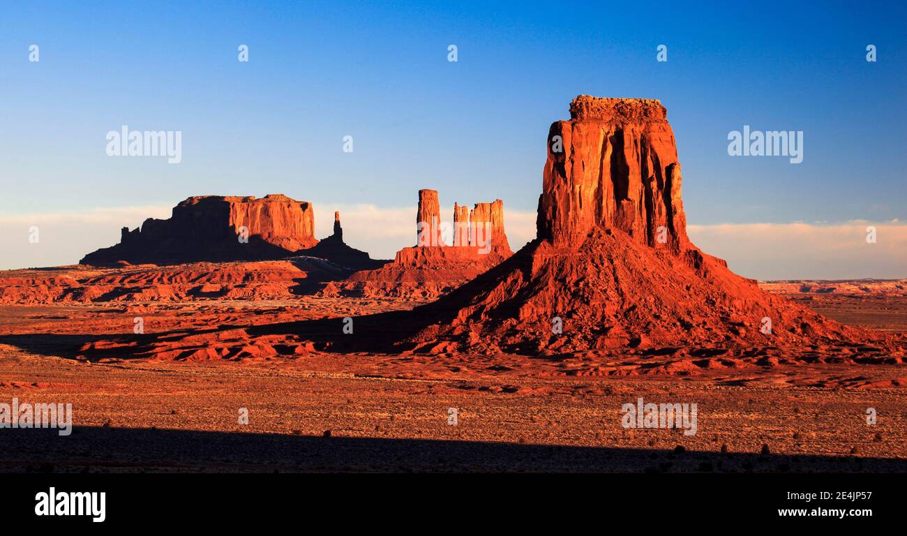Artists point monument valley hi-res stock photography and images - Alamy