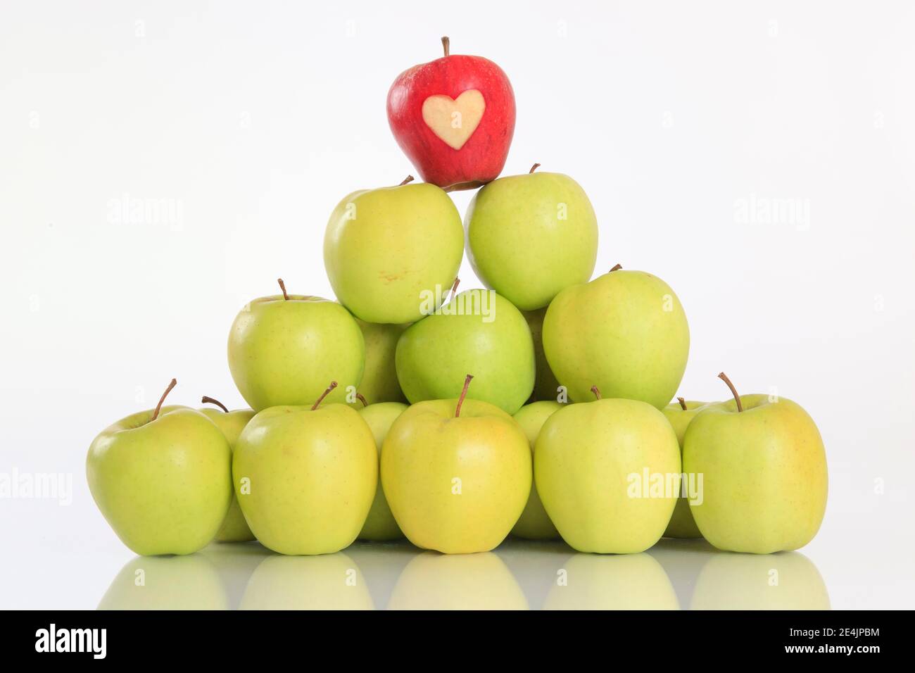 Pyramid from apples Stock Photo - Alamy