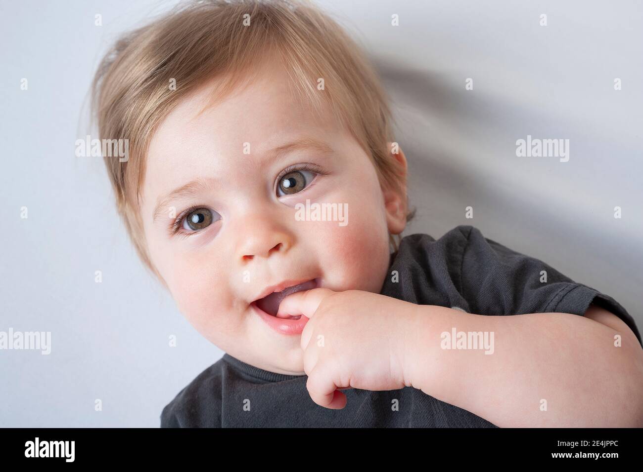 Portrait of smiling baby boy Stock Photo - Alamy