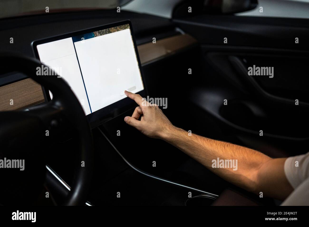 Car repair shop interior hi-res stock photography and images - Alamy