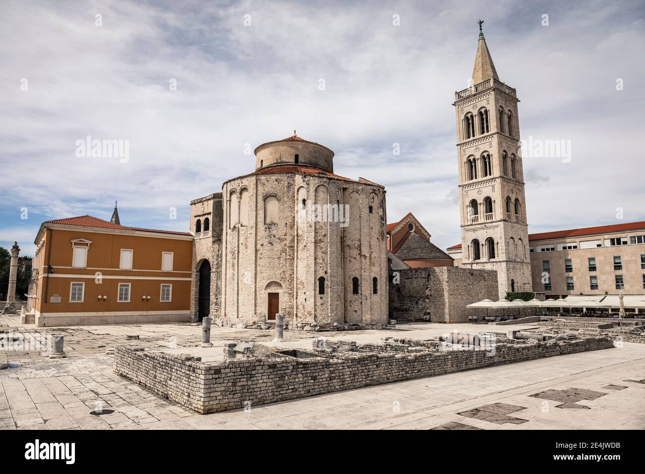 Croatia, Zadar, Church of St Donatus and cathedral bell tower Stock ...