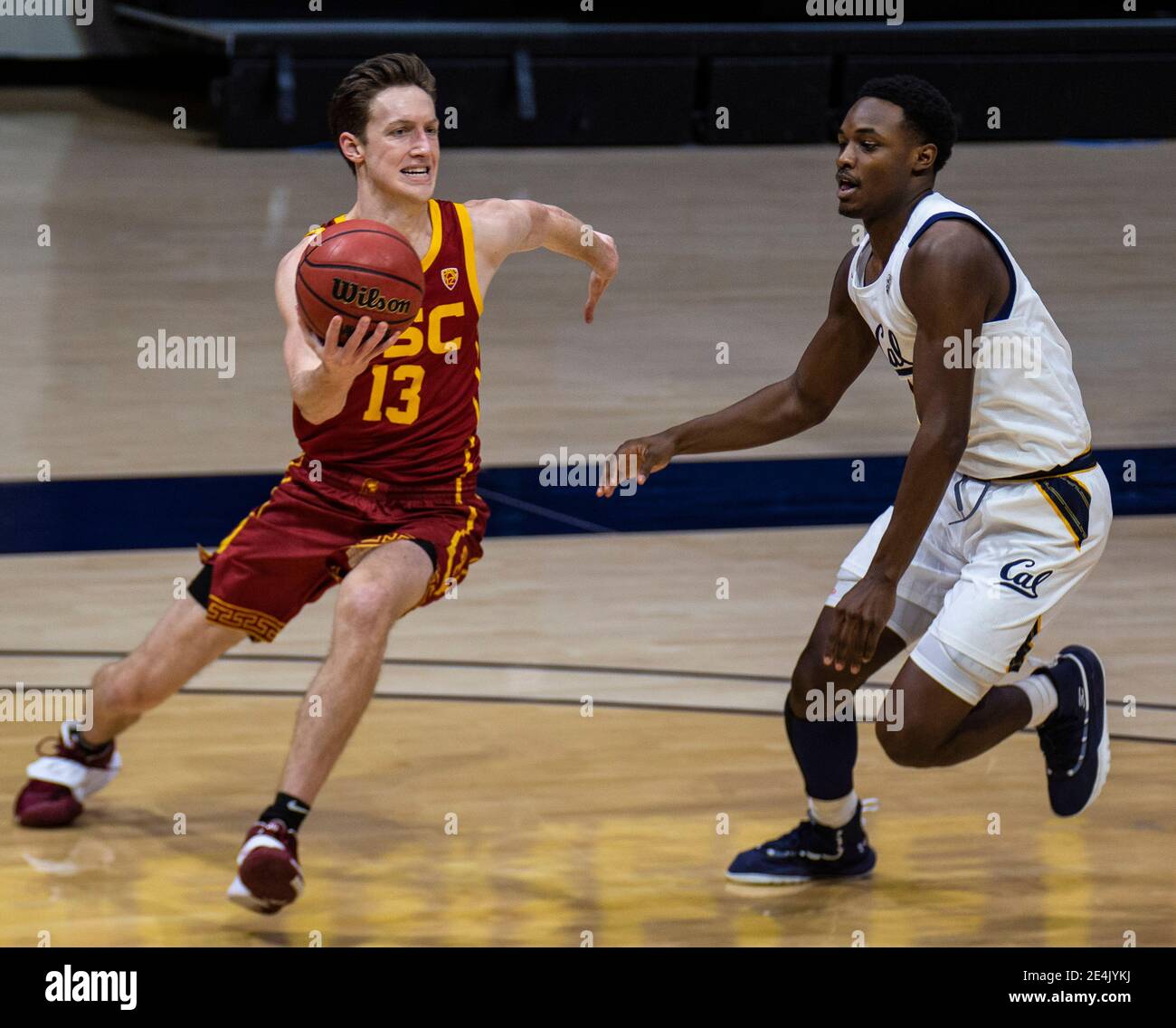 Hass Pavilion. 23rd Jan, 2021. CA U.S.A. USC Trojans guard Drew ...