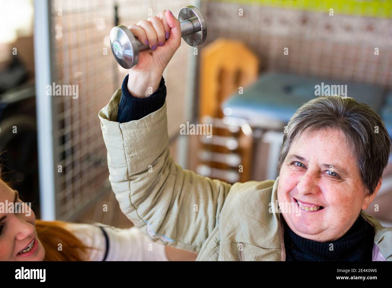 Disabled exercise hi-res stock photography and images - Alamy