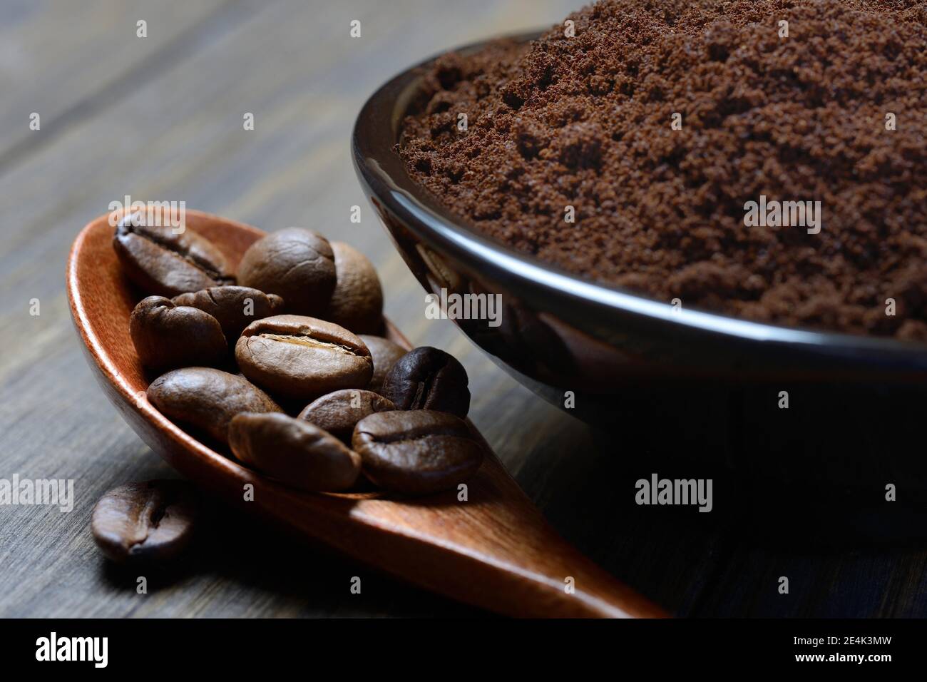 Coffee beans and coffee powder in shell, Coffea arabica Stock Photo - Alamy