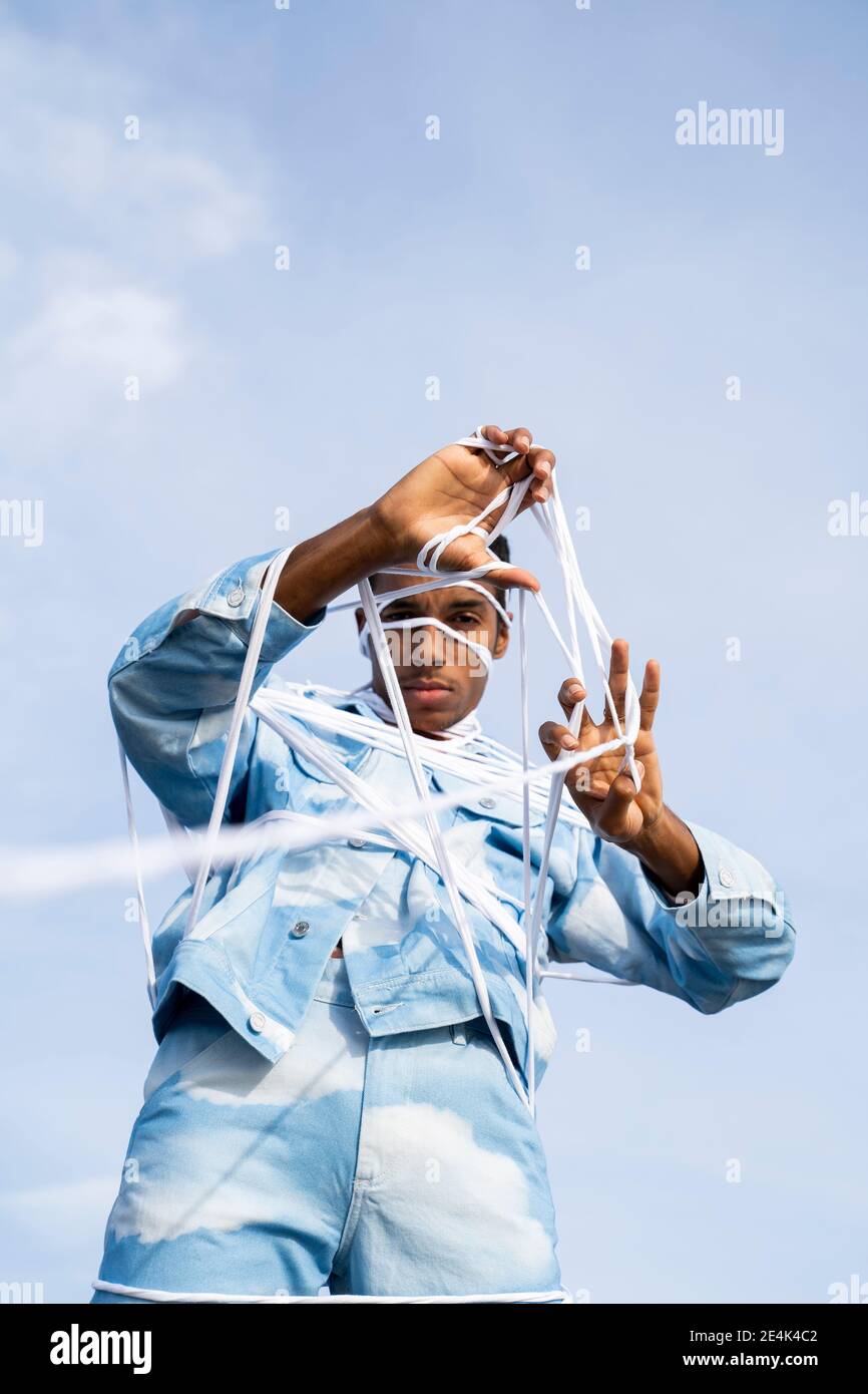 Breaking free of rope hi-res stock photography and images - Alamy