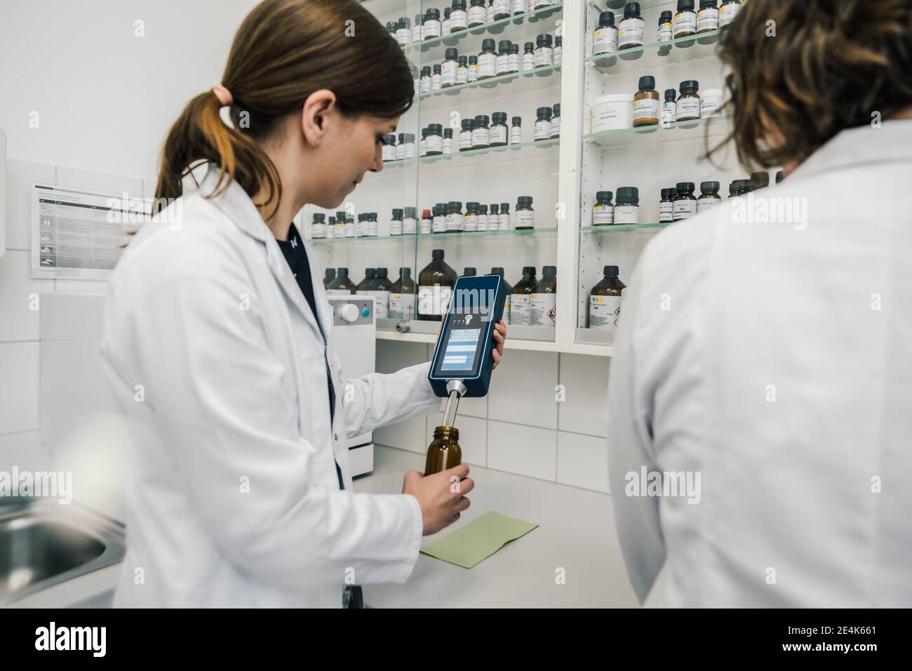 Nir spectrometer hi-res stock photography and images - Alamy