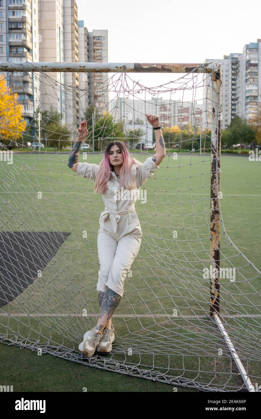 Female leaning hi-res stock photography and images - Alamy