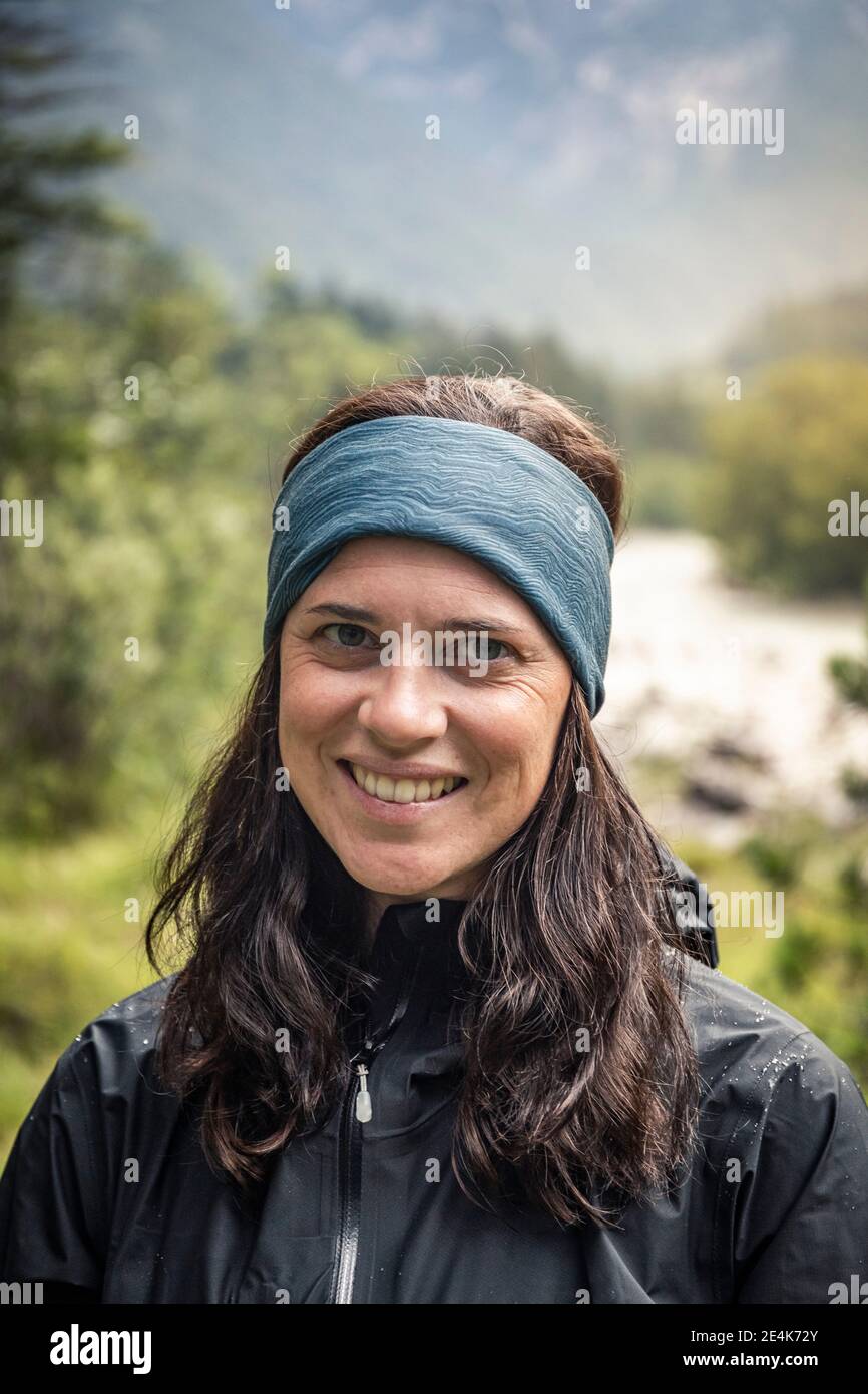 Woman and landscape hi-res stock photography and images - Alamy