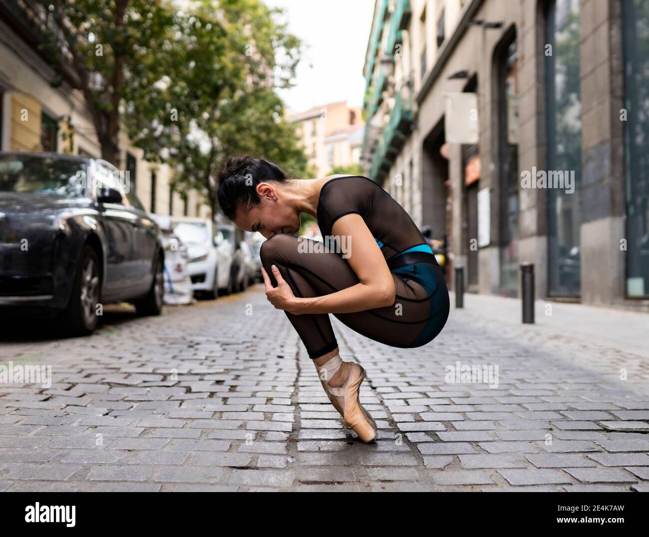 Ballet leotard hi-res stock photography and images - Alamy
