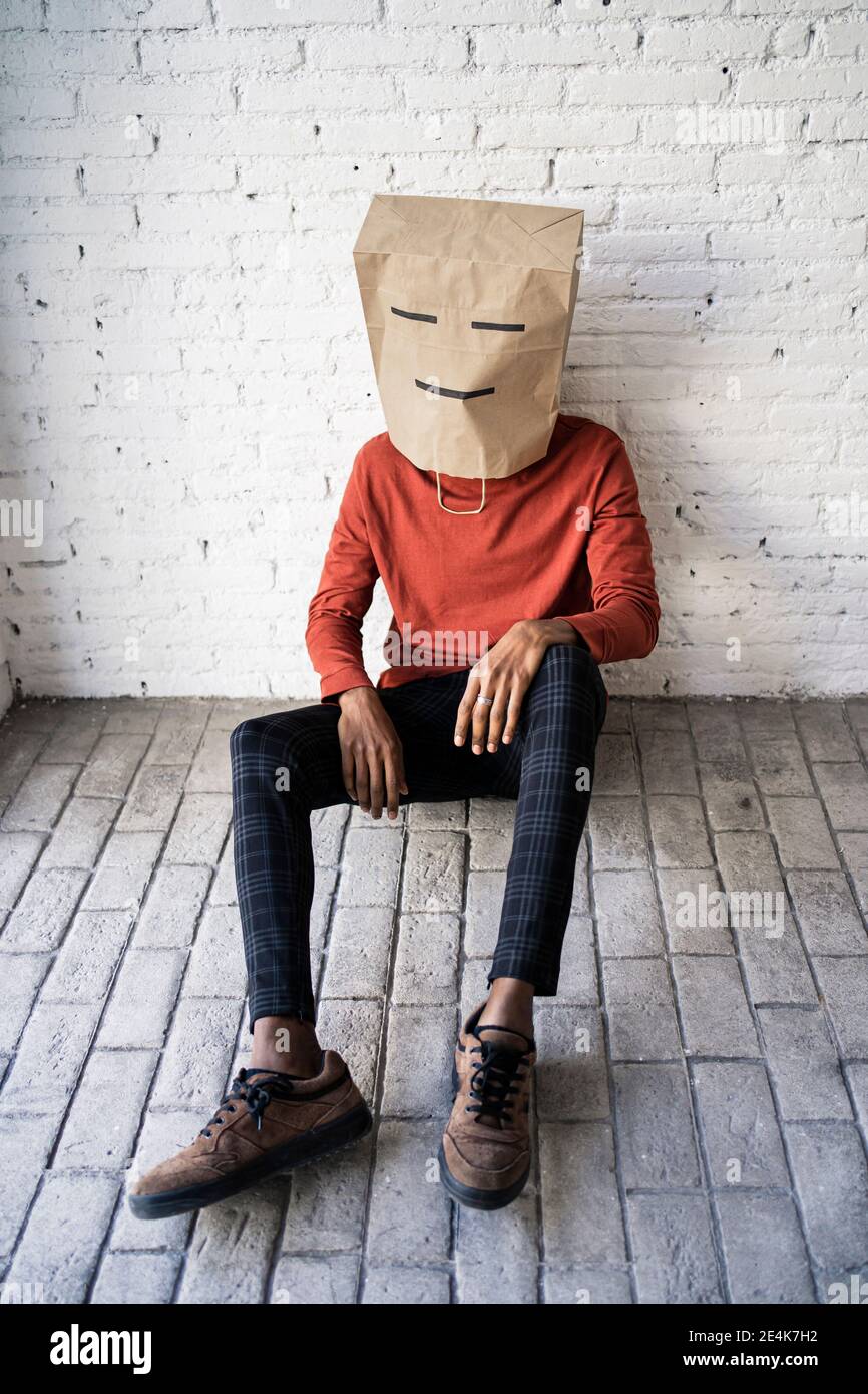 Bag head hi-res stock photography and images - Alamy
