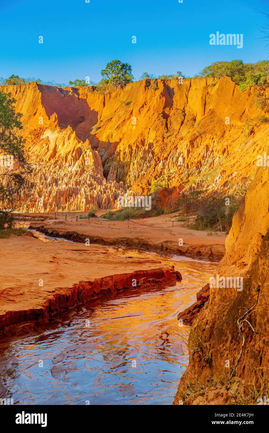 Tsingy rouge, madagascar hi-res stock photography and images - Alamy