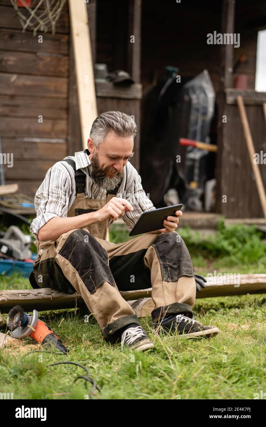 Digital break hi-res stock photography and images - Alamy