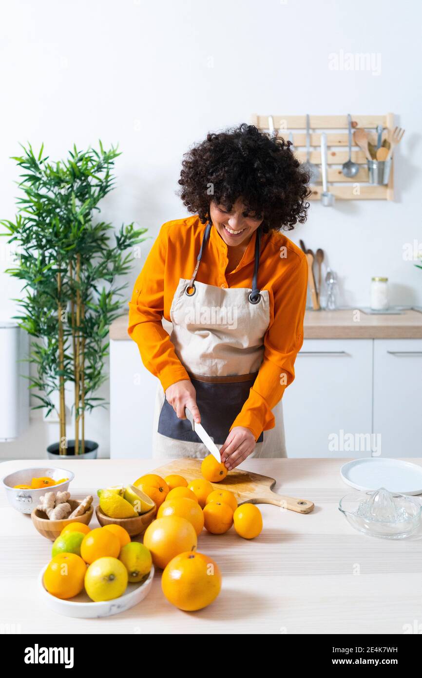 Juice making hi-res stock photography and images - Alamy