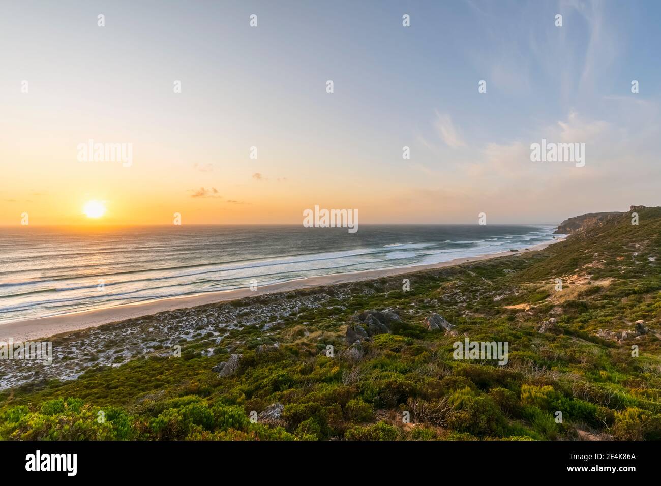 Windy harbour hi-res stock photography and images - Alamy