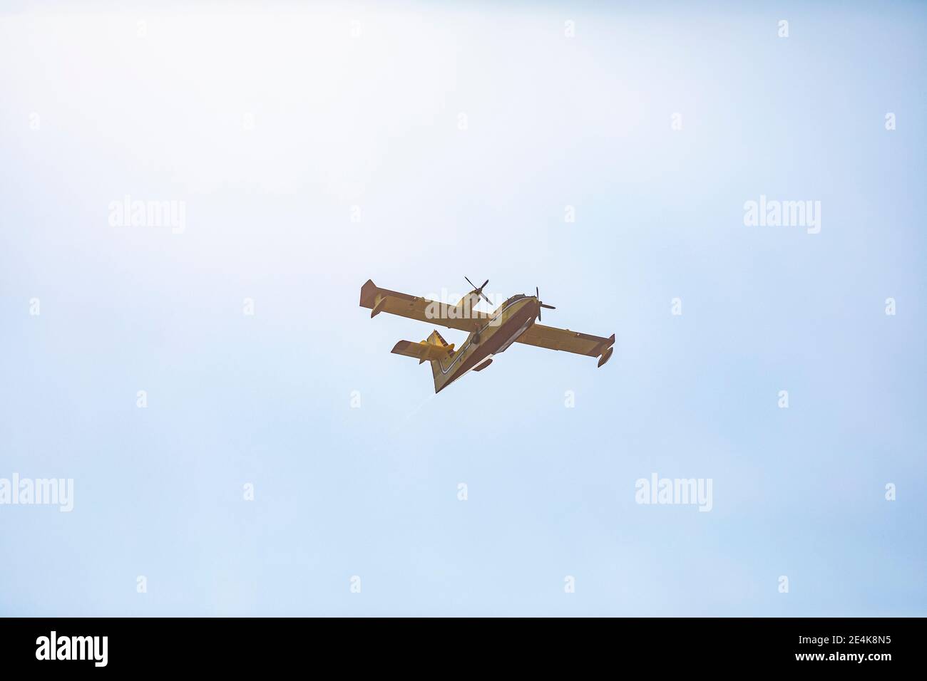 Aircraft rescue firefighting hi-res stock photography and images - Alamy