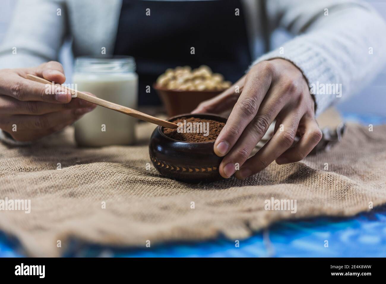 Spoon hands hi-res stock photography and images - Alamy