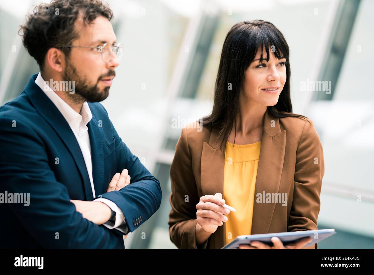 Professional male hi-res stock photography and images - Alamy