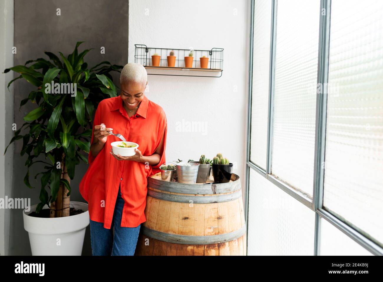 African american people eating house hi-res stock photography and ...