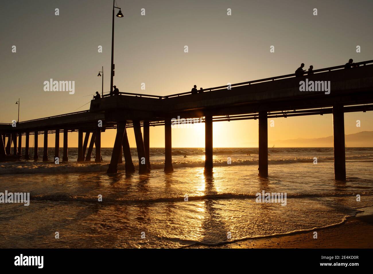 Los angeles venice beach sunset hi-res stock photography and images - Alamy