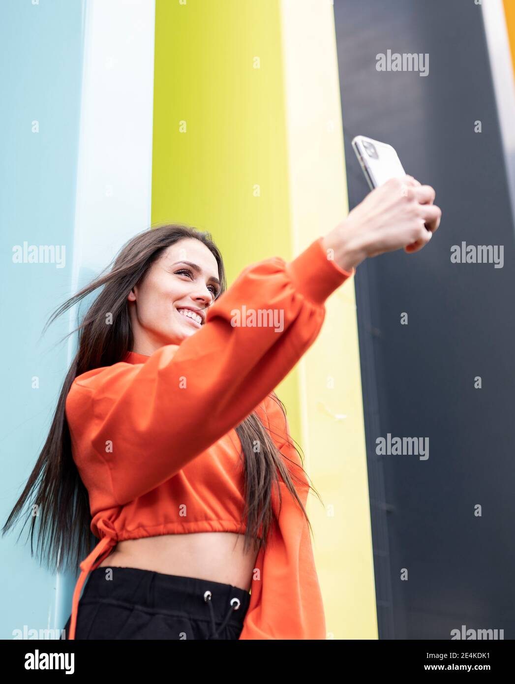 Phone selfie hi-res stock photography and images - Alamy