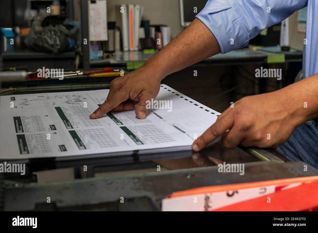 50 copies hi-res stock photography and images - Alamy