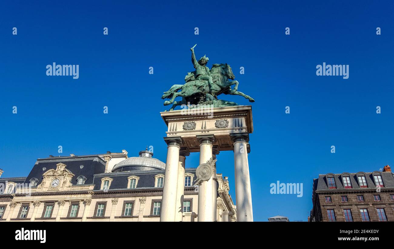 Statue de vercingetorix clermont ferrand hi-res stock photography and ...