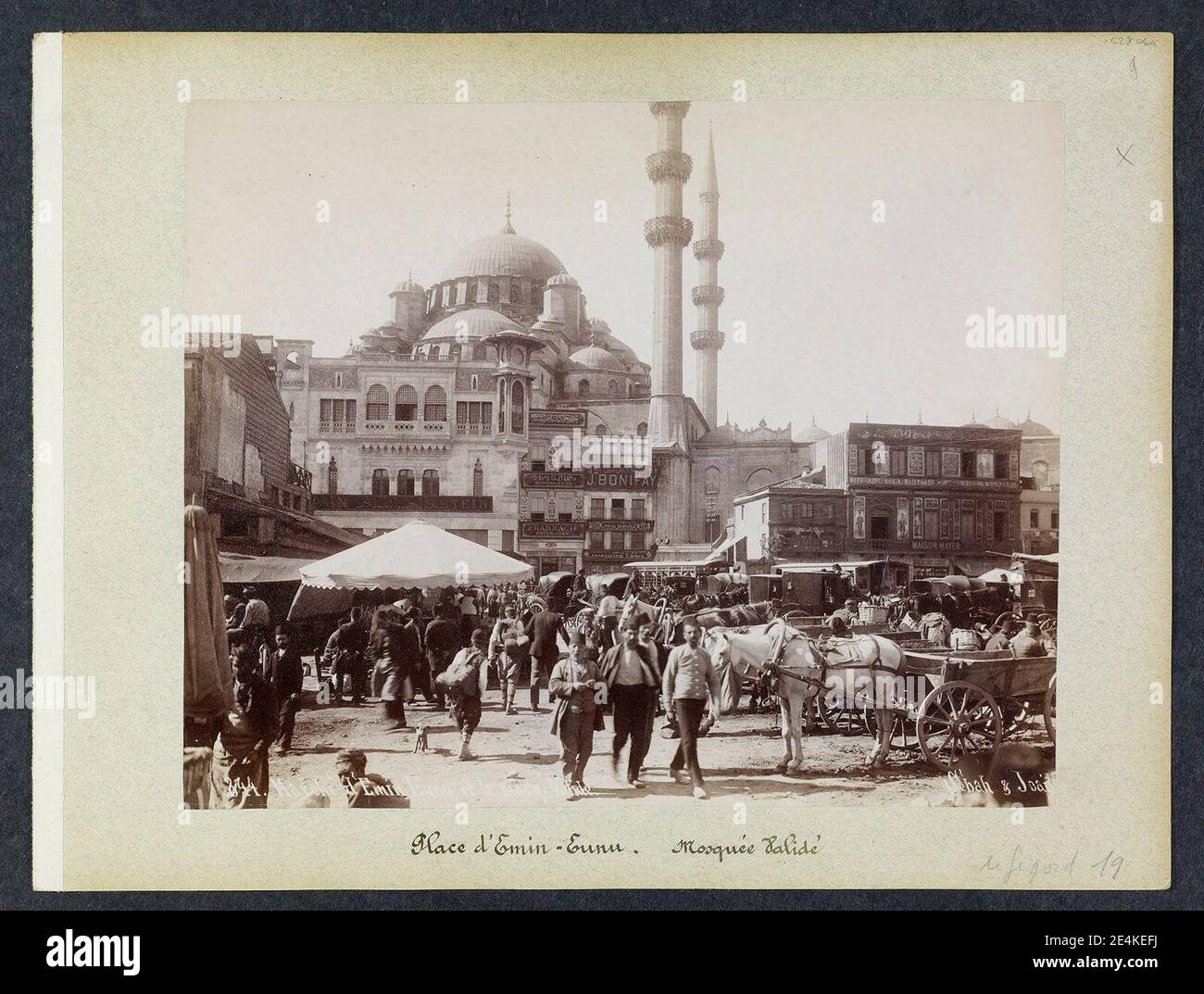 Ottoman photographs hi-res stock photography and images - Alamy