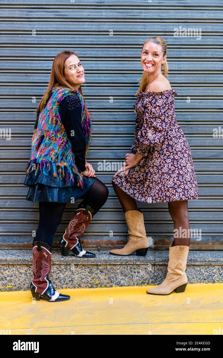 50 most fashionable women hi-res stock photography and images - Alamy