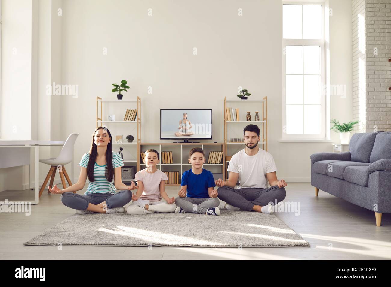 Parents calm hi-res stock photography and images - Alamy