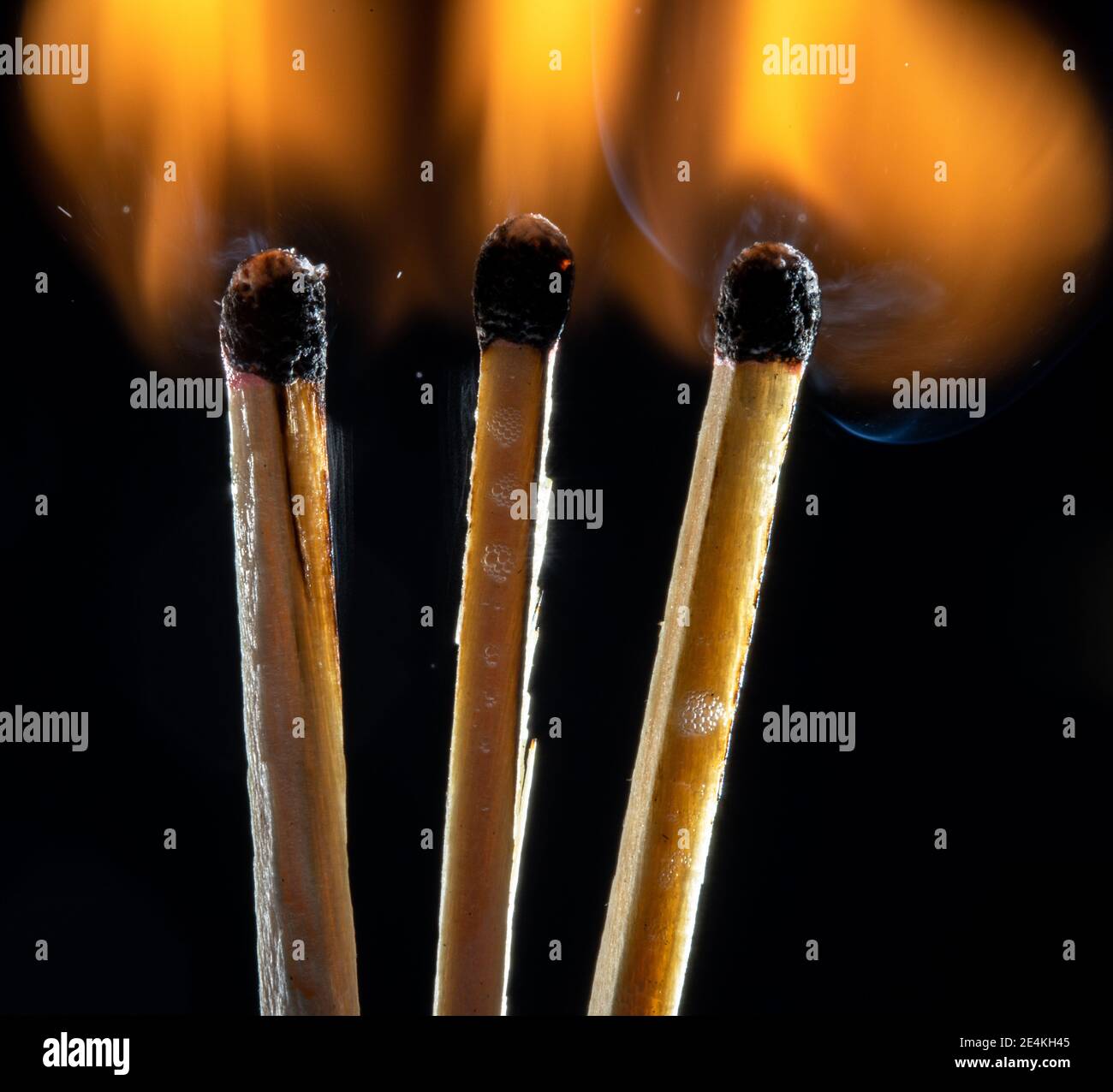 Matches lit hi-res stock photography and images - Alamy