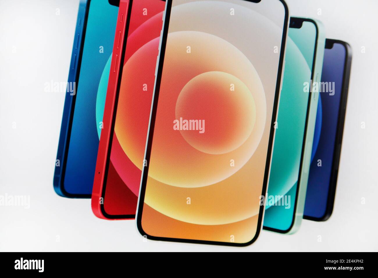Apple iPhone 12 Stock Photo - Alamy