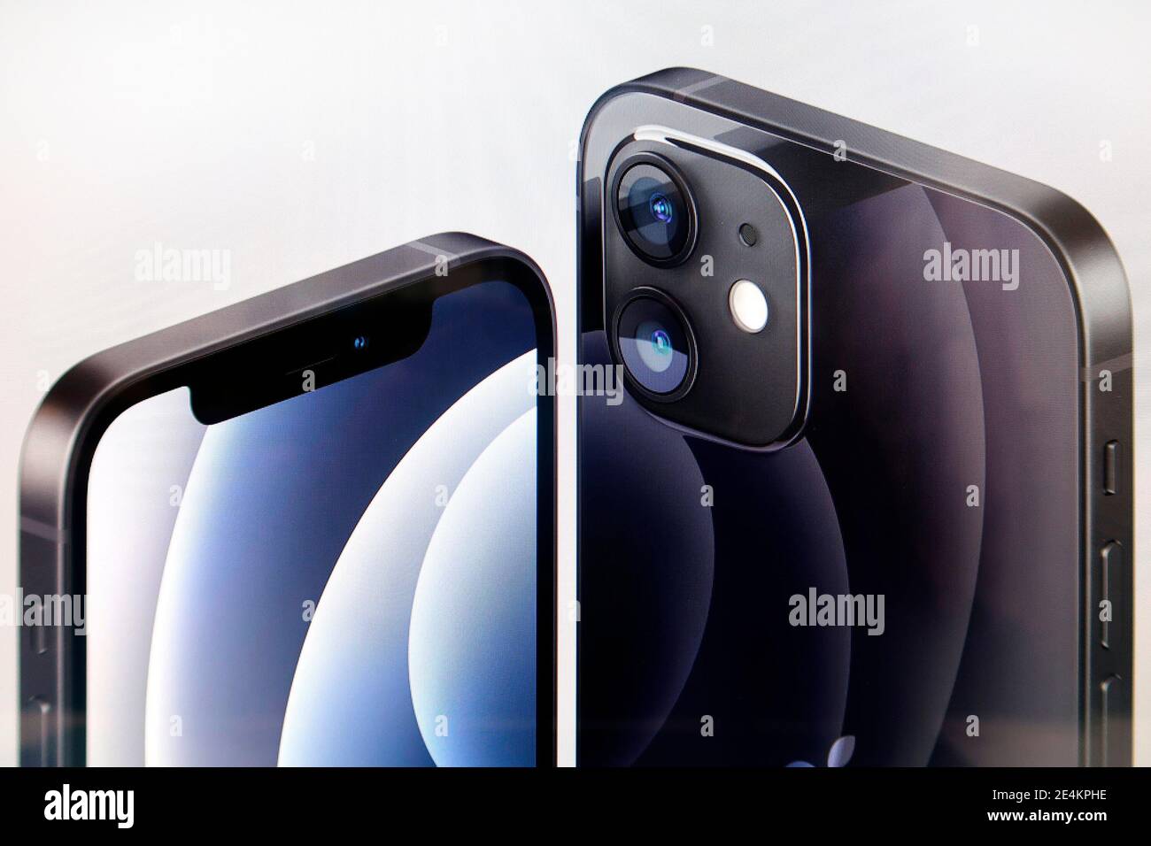 Apple iPhone 12 Stock Photo - Alamy