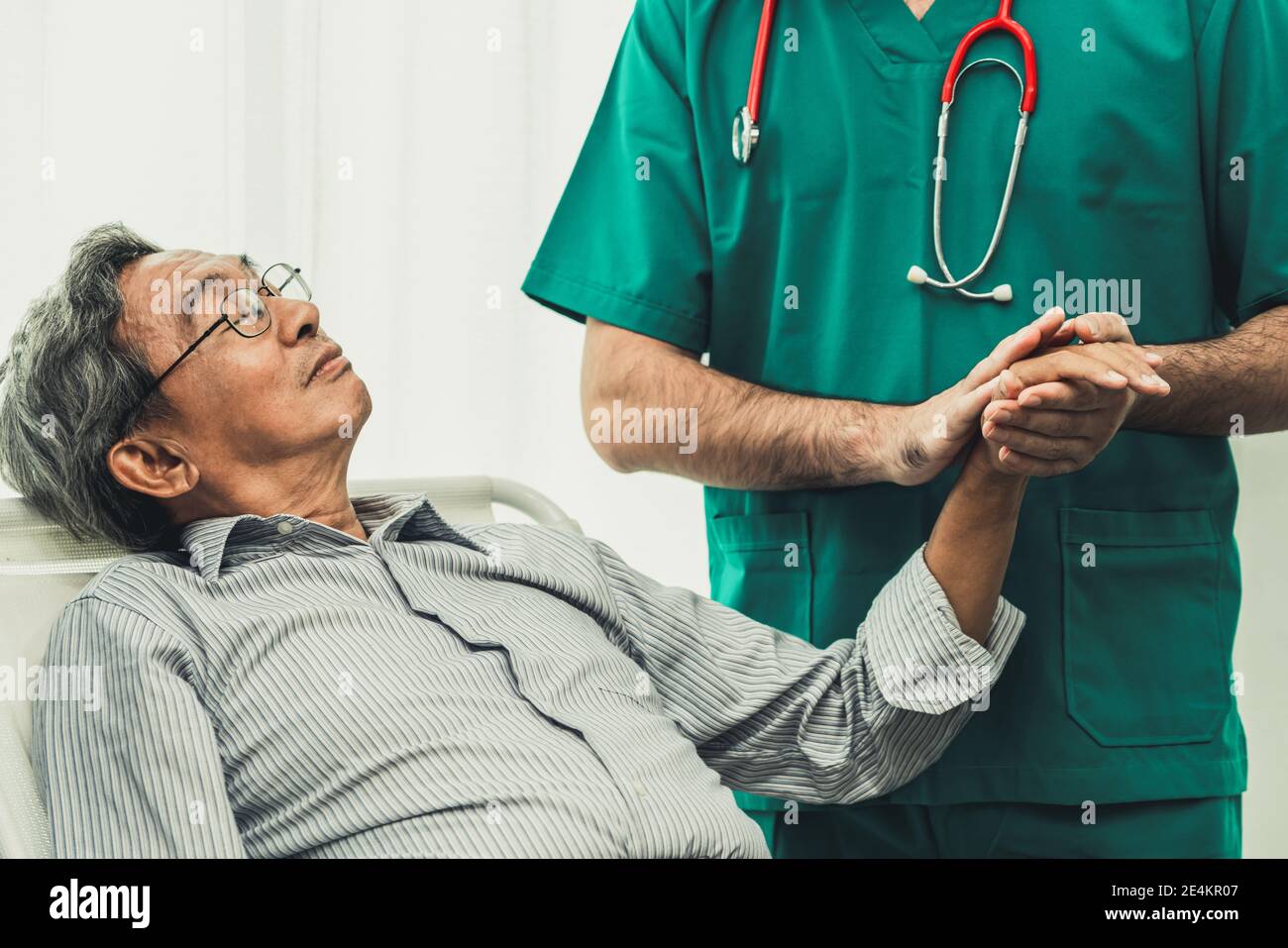 Adult ward hi-res stock photography and images - Alamy