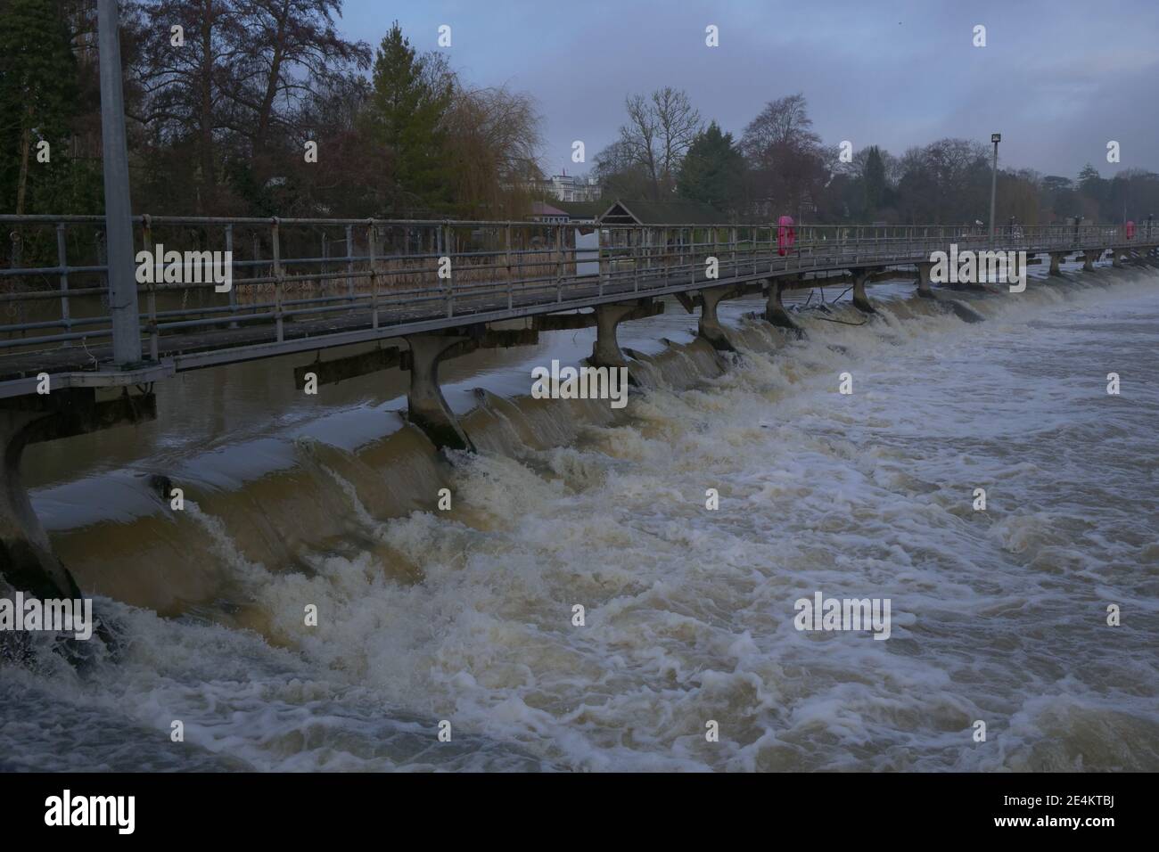 Ray mill island maidenhead hi-res stock photography and images - Alamy