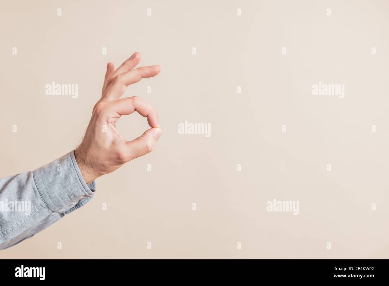 Close up image of male hand showing ok sign Stock Photo - Alamy