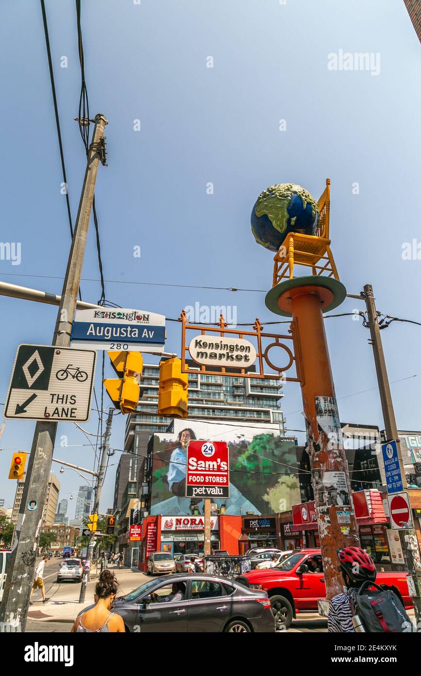 Kensington market toronto cross hi-res stock photography and images - Alamy