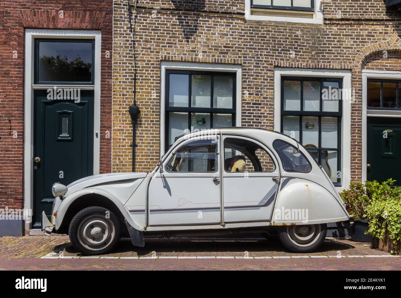 Classic french car hi-res stock photography and images - Alamy