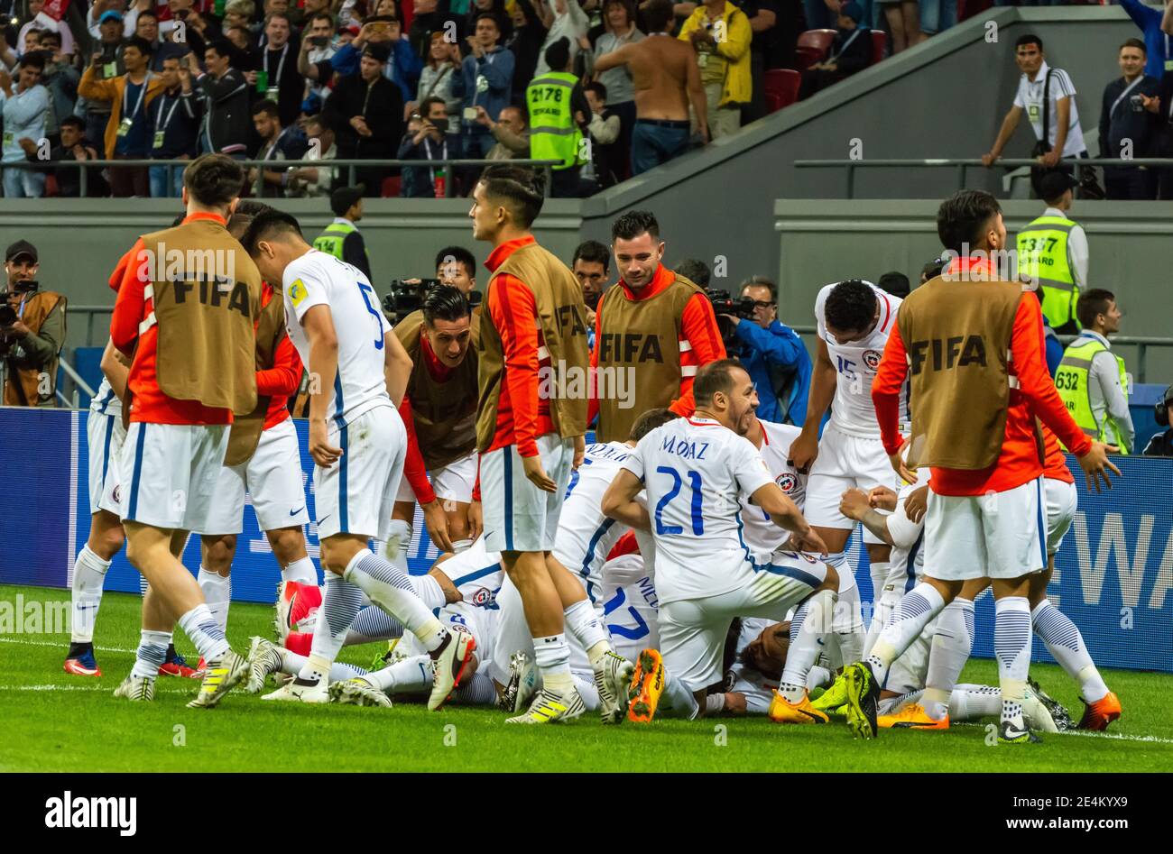 Chile celebrating hi-res stock photography and images - Alamy