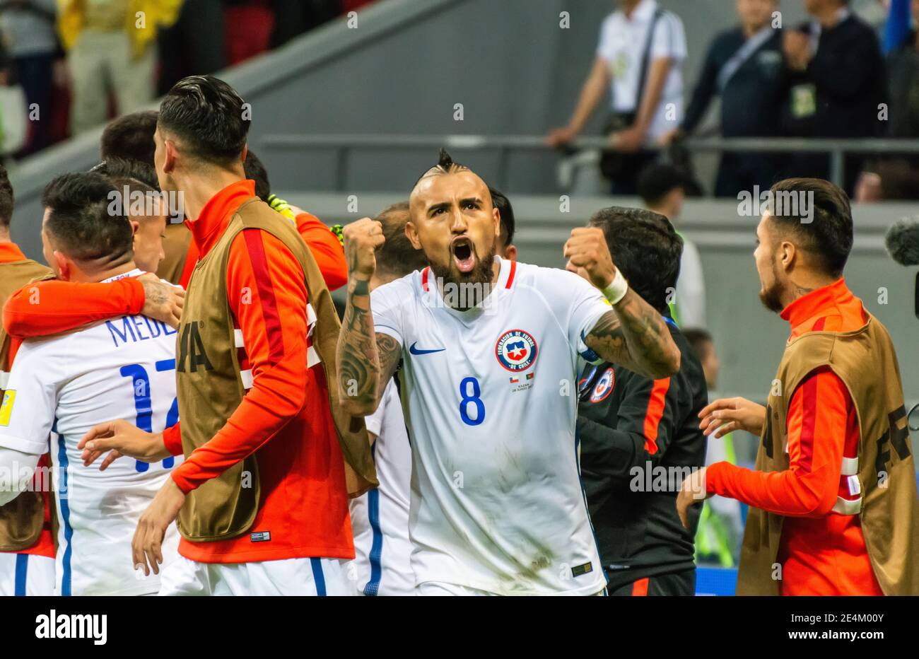 Arturo vidal celebration hi-res stock photography and images - Alamy