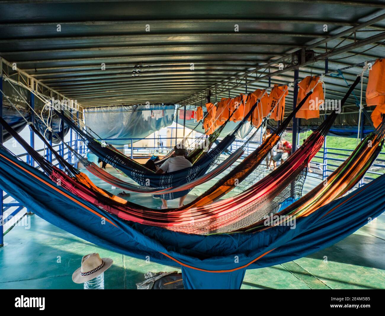 Seam boat hi-res stock photography and images - Alamy