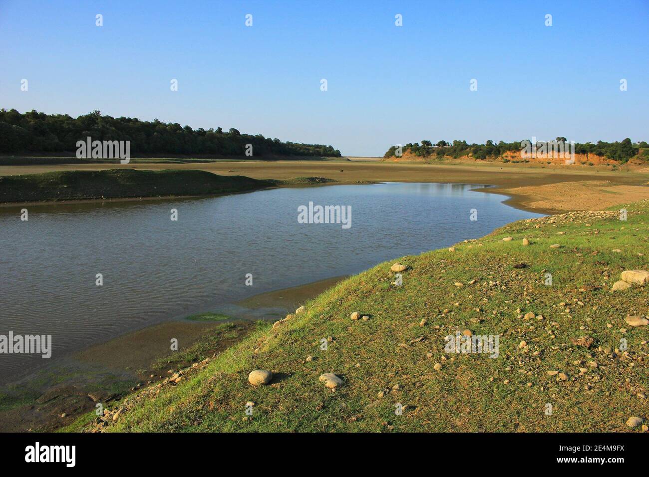 Lake view tourism hi-res stock photography and images - Alamy