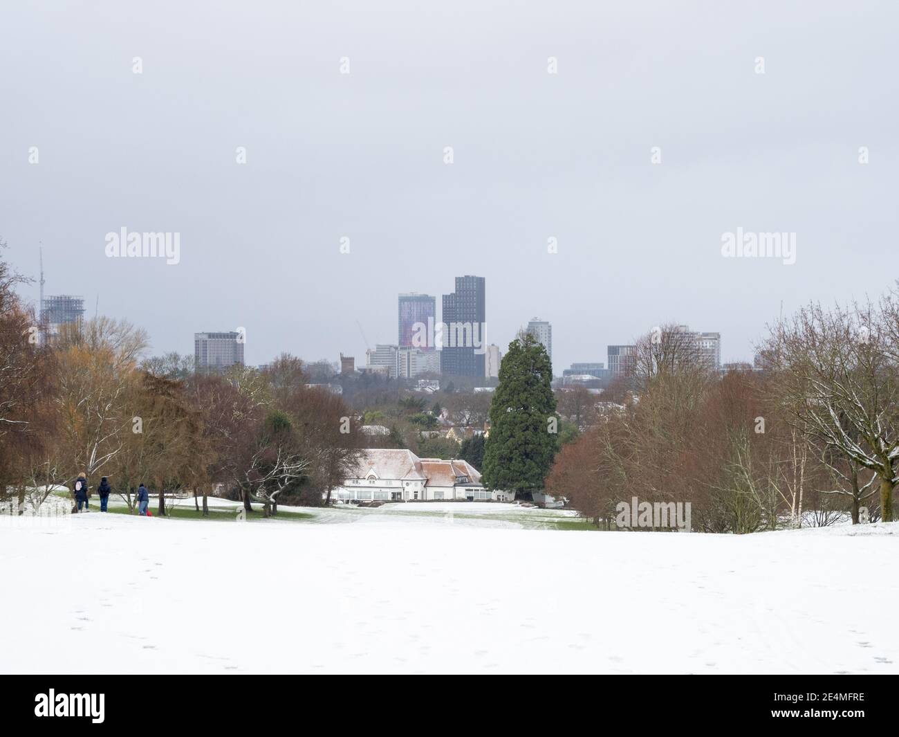 CROYDON, UK - 24 JUANARY 2020: A view of Croydon town centre in the ...