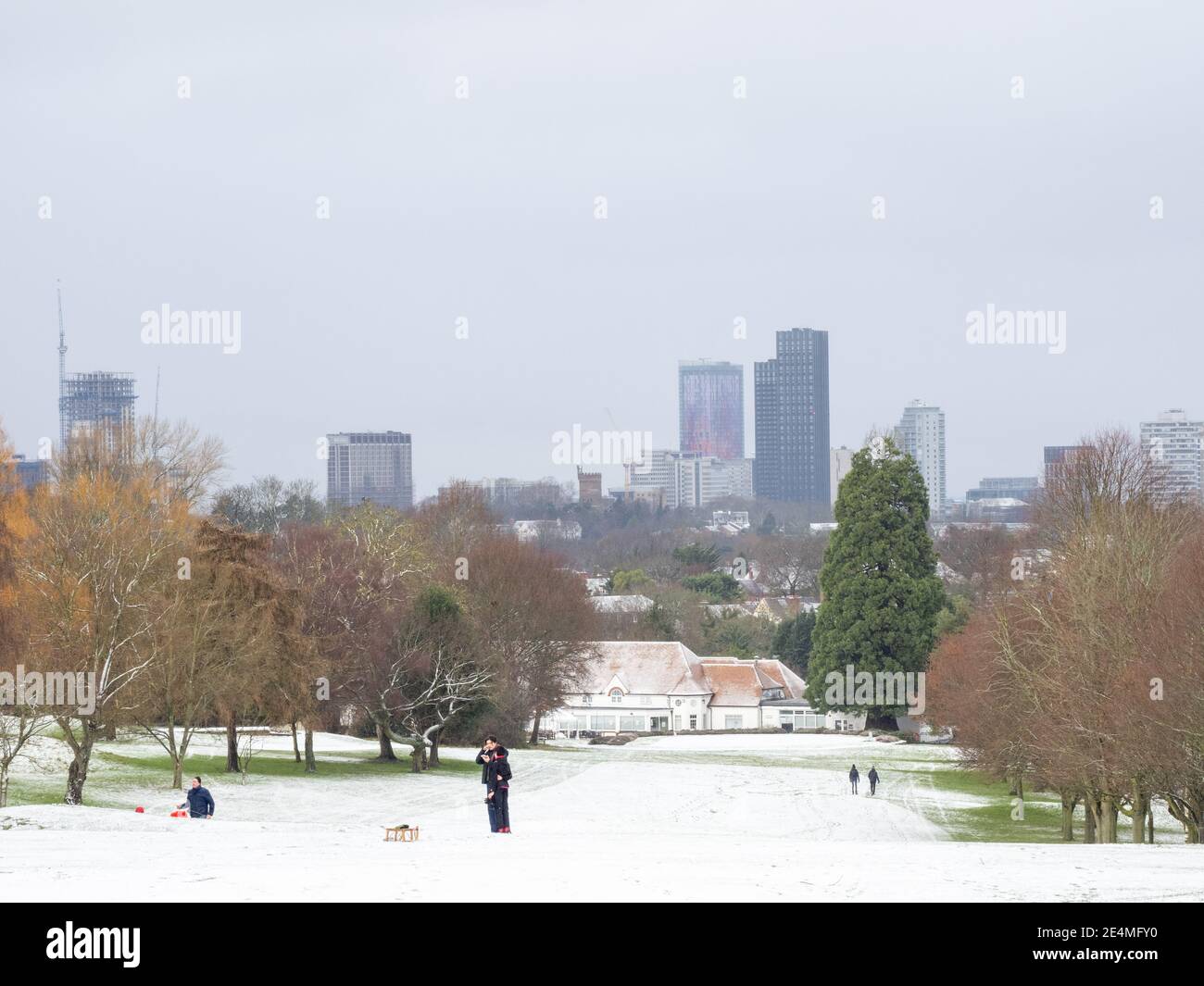CROYDON, UK - 24 JUANARY 2020: A view of Croydon town centre in the ...
