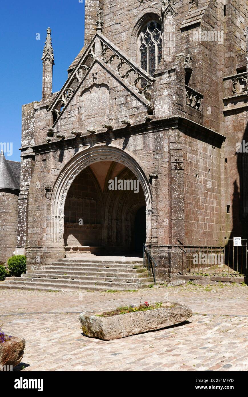 St ronan church hi-res stock photography and images - Alamy