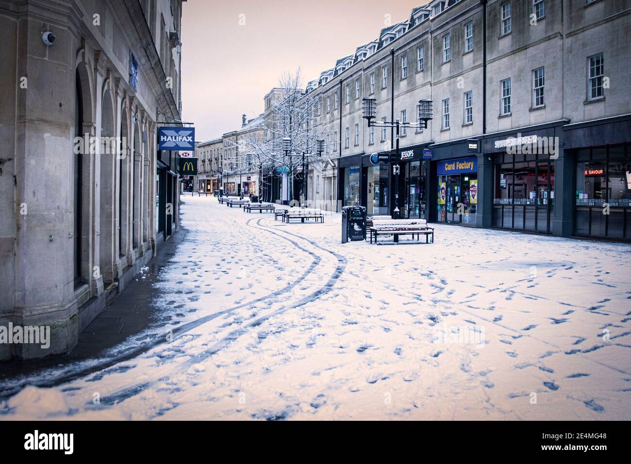 Snow in Bath/Snow 2021 Stock Photo - Alamy