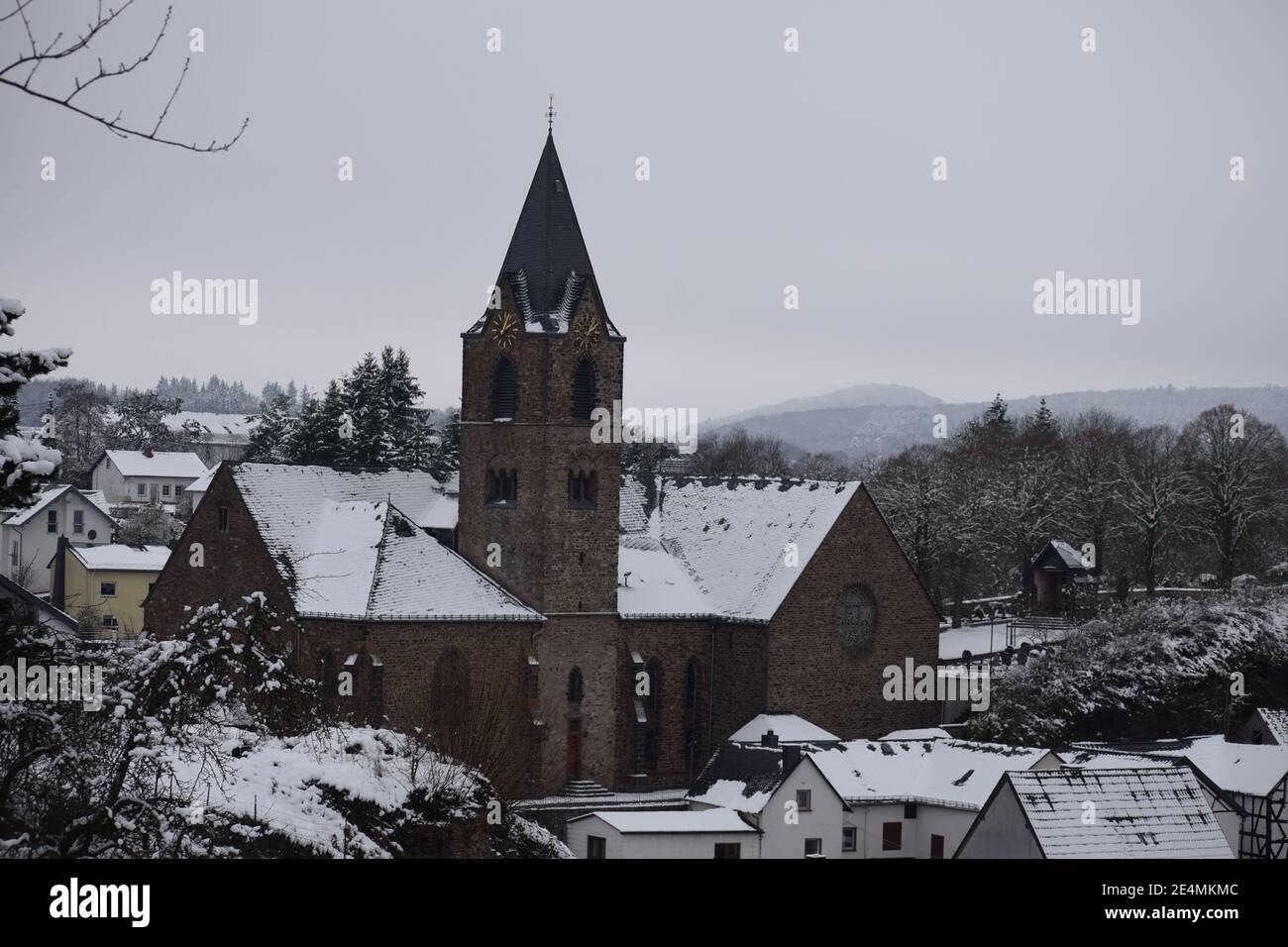 Ulmen maar lake hi-res stock photography and images - Alamy