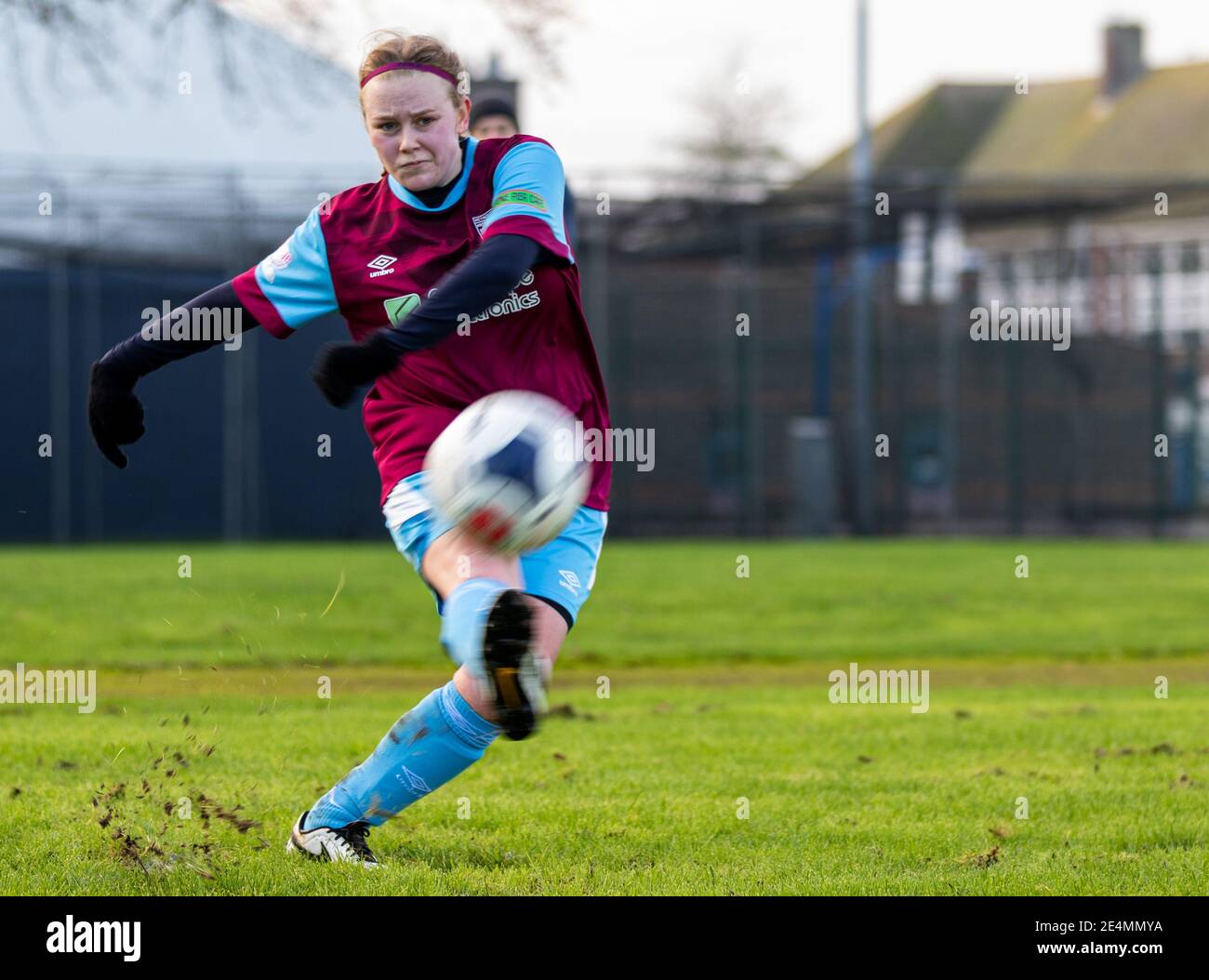 Gillingham town fc hi-res stock photography and images - Alamy