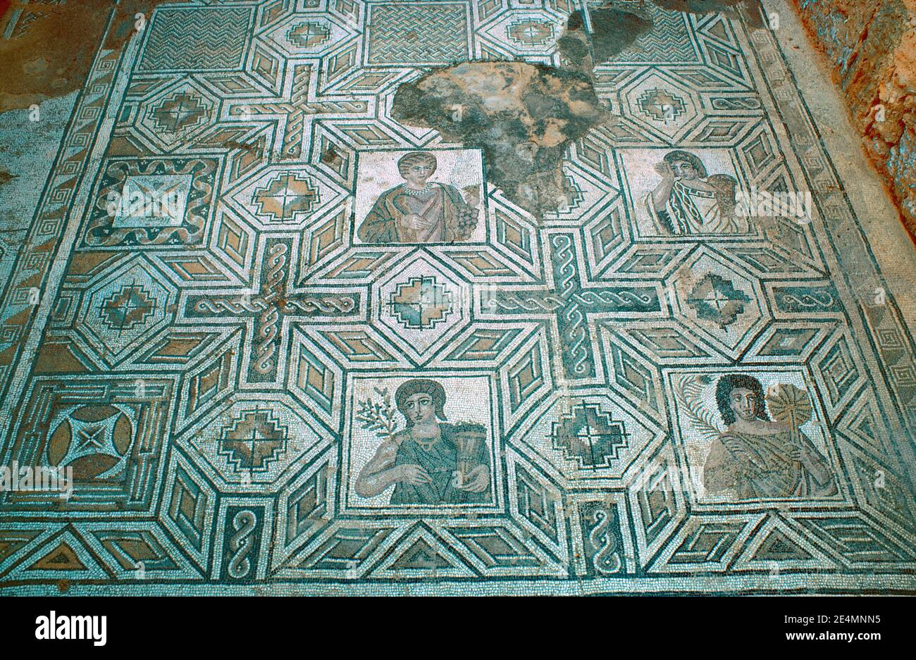 Djebel Oust - Roman ruins of a sanctuary, termal baths and houses ...