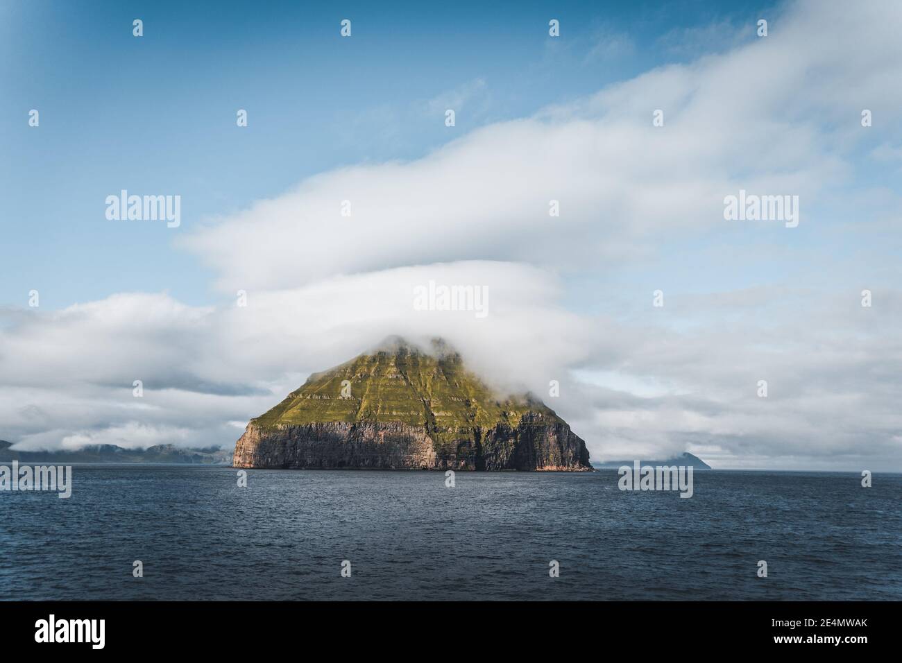 Faroe islands litla dimun hi-res stock photography and images - Alamy